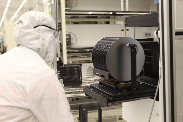 8 Reasons Why You Should Become a Semiconductor Engineer